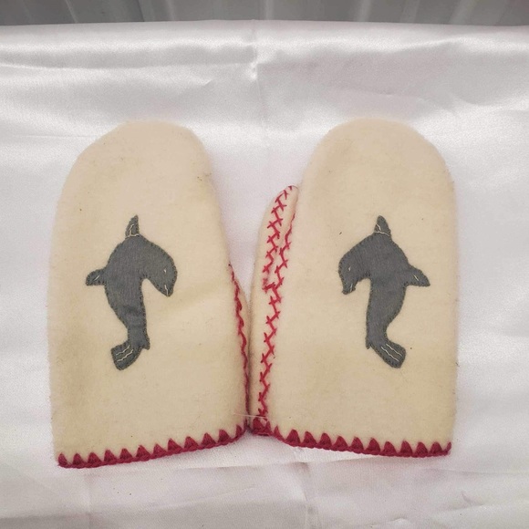 Accessories | Mittens Antique Indigenous Traditional Wool Mittens ...